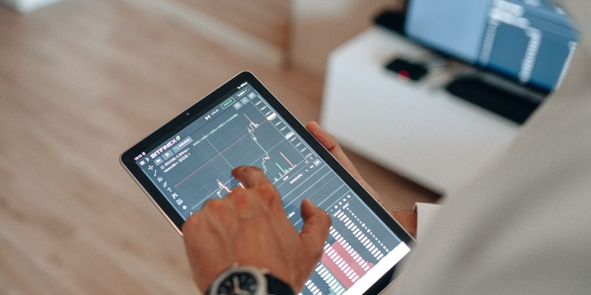 The importance of human touch in a digital signage campaign | LED Craft